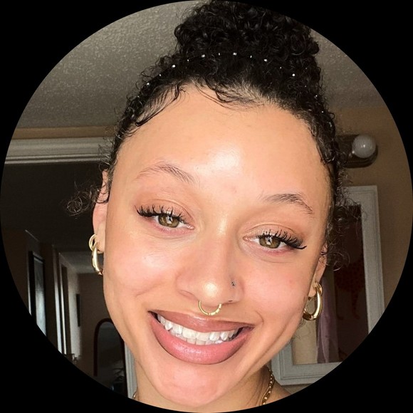 Josalynn's Closet (@josalynnm) | Poshmark